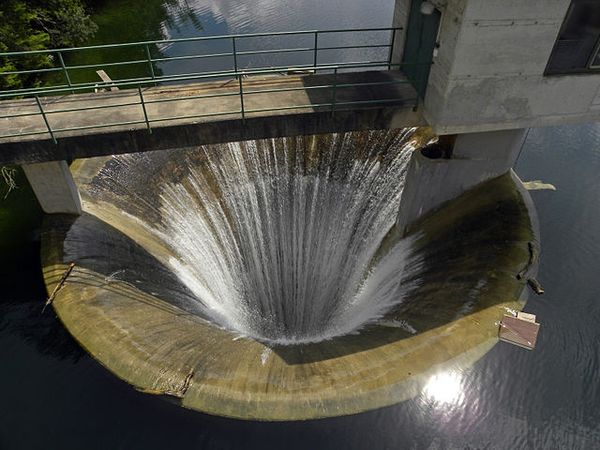 Spillway - Energy Education